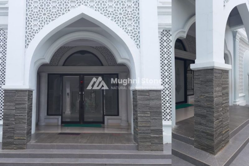 17 Contoh Pilar Batu Alam yang Bikin Rumah Terlihat Elegan dan Berkelas